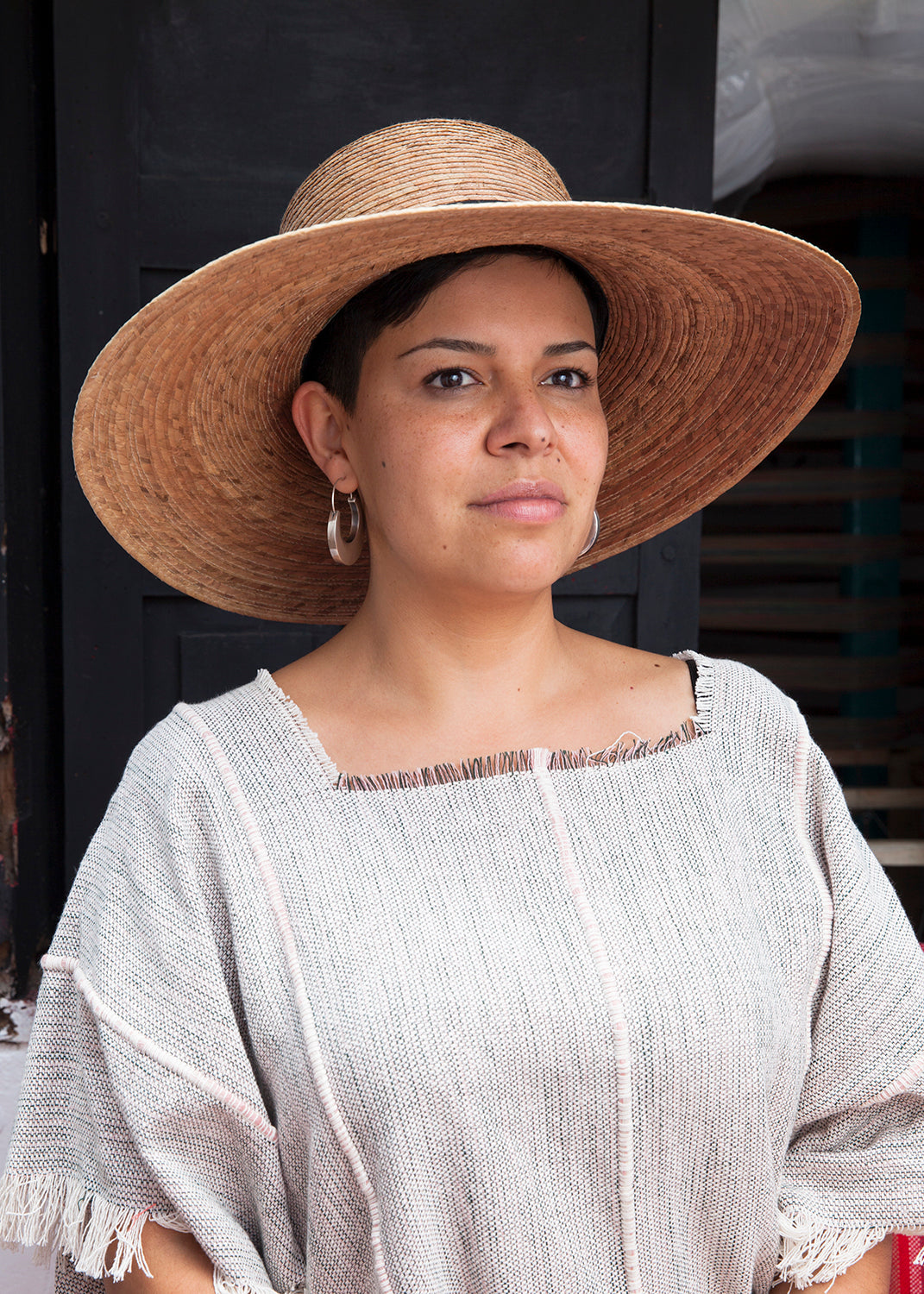 Women's Catalina Black Band Straw Hat | Handwoven Palm Hat | Tula Hats
